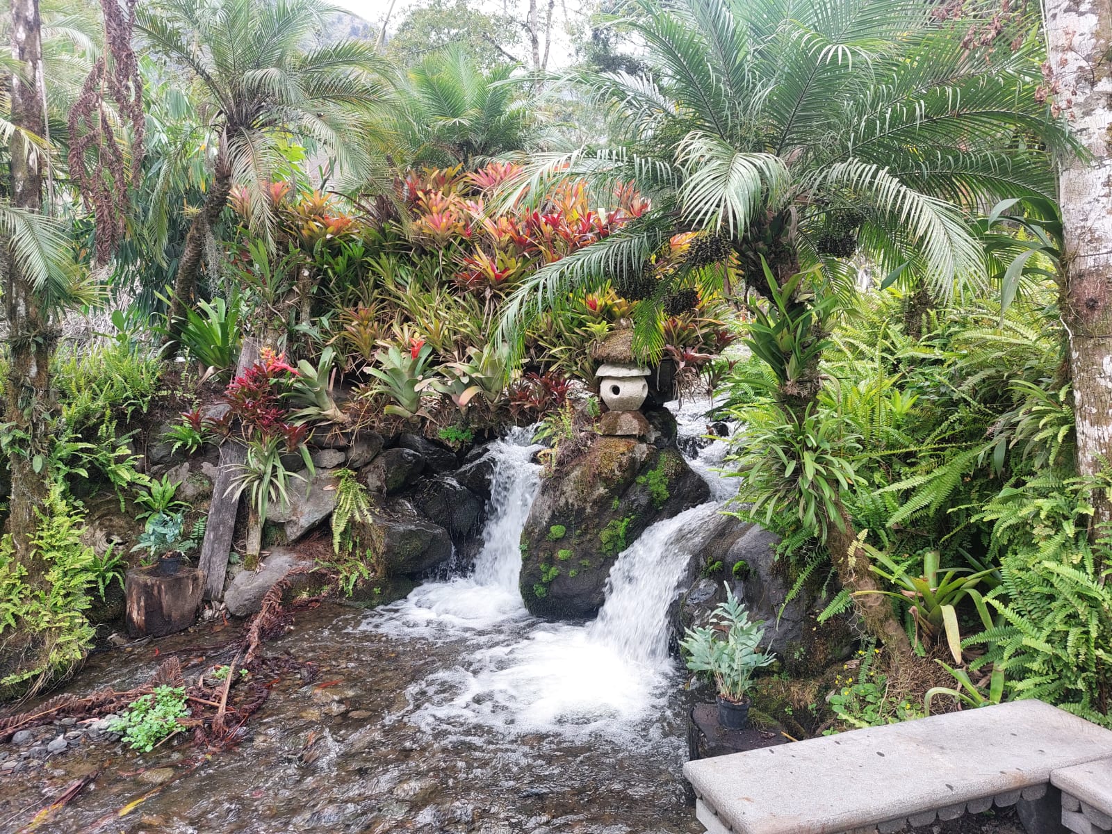 Casa Campo Ecuador, en Pallatanga, una colorida quinta que ofrece ...