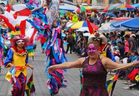 El carnaval de Guaranda se lo disfrutará con variados eventos como ...