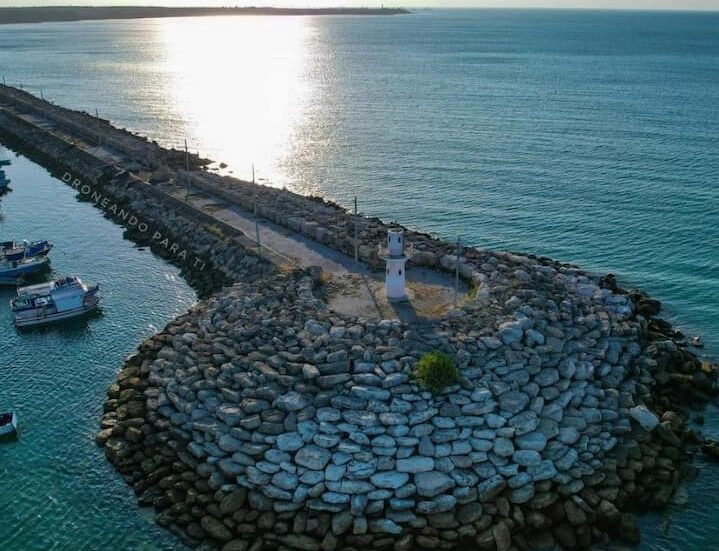 En Jaramijó está la piscina a mar abierto más grande del Ecuador; este ...